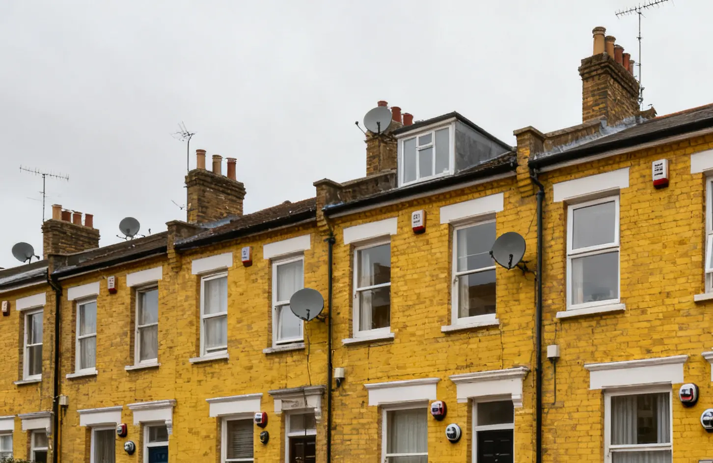 Tower Hamlets issues three-year bans to landlords - PropertyWire